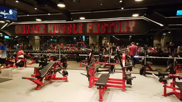 Kuwait Bodybuilding - Dan the Bodybuilder in Thailand